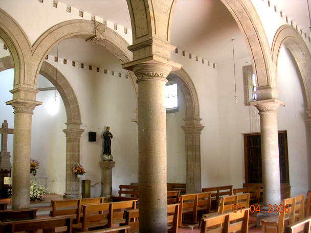colonialmexico: Santa Cruz de Las Flores: inside the chapel