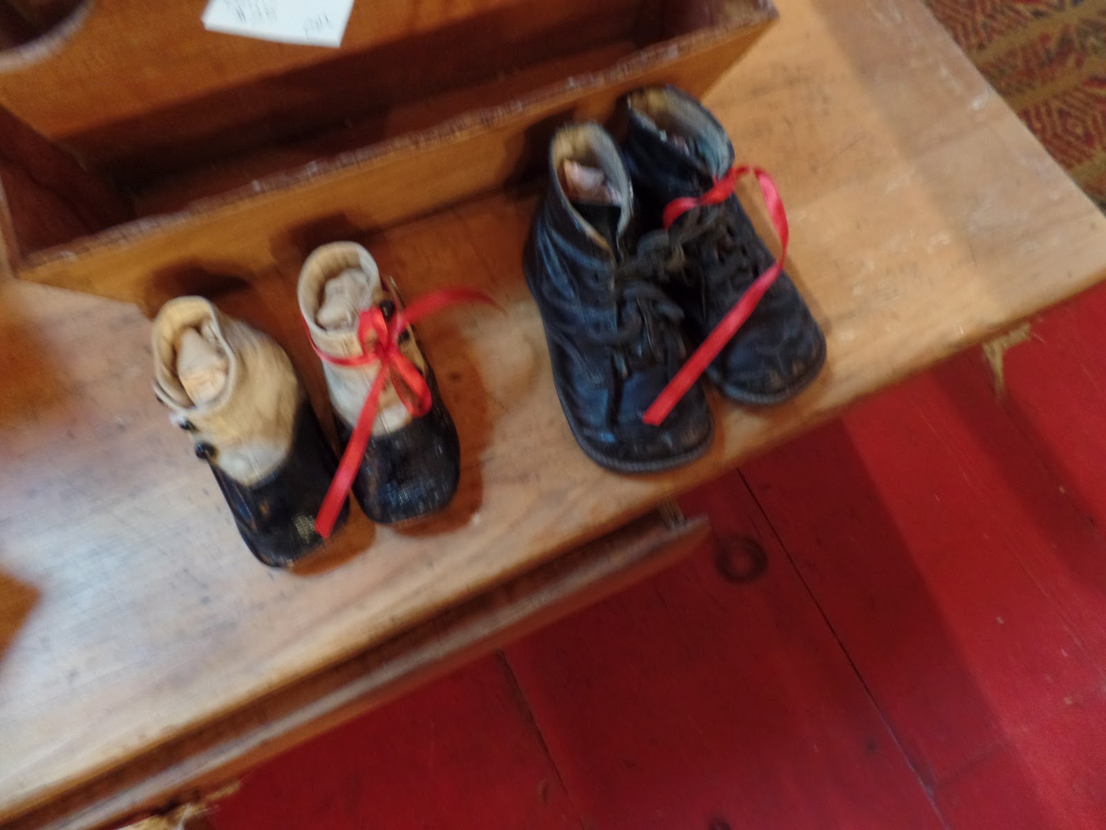 Log Cabin Antiques & Gifts: Primitive dolls and adorable children's shoes