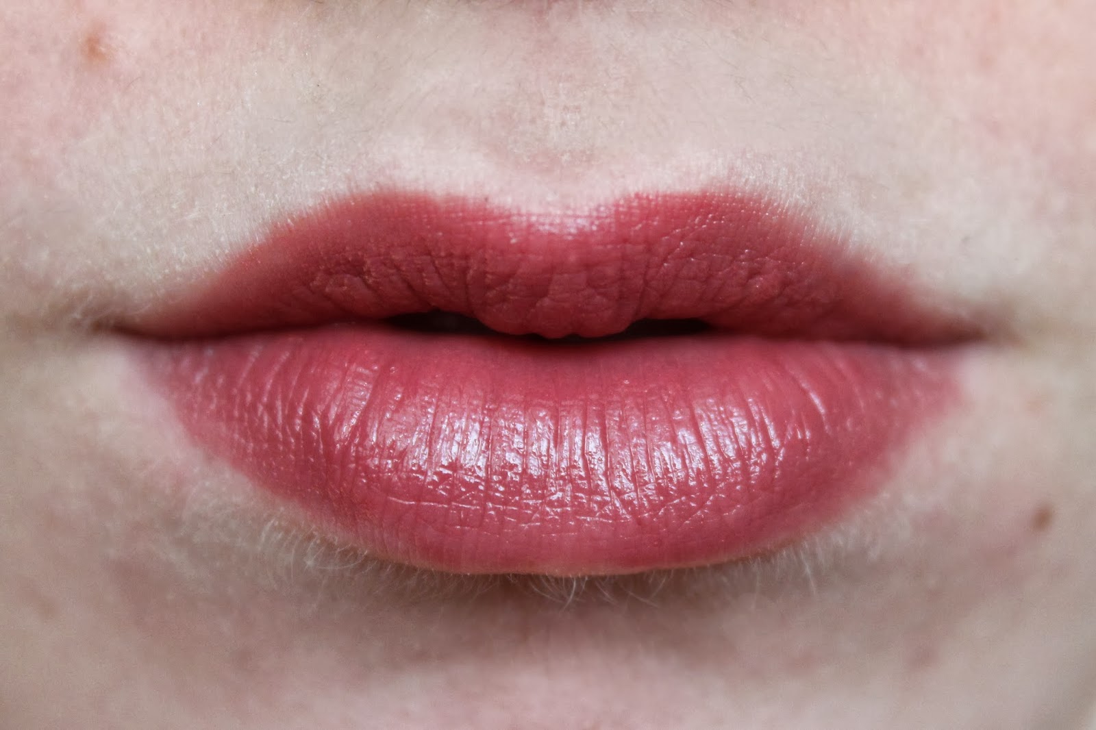 My new beauty book: AVON Rúže Ultra Colour Absolute