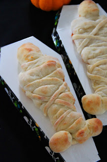 Jo and Sue: Mummy Bread