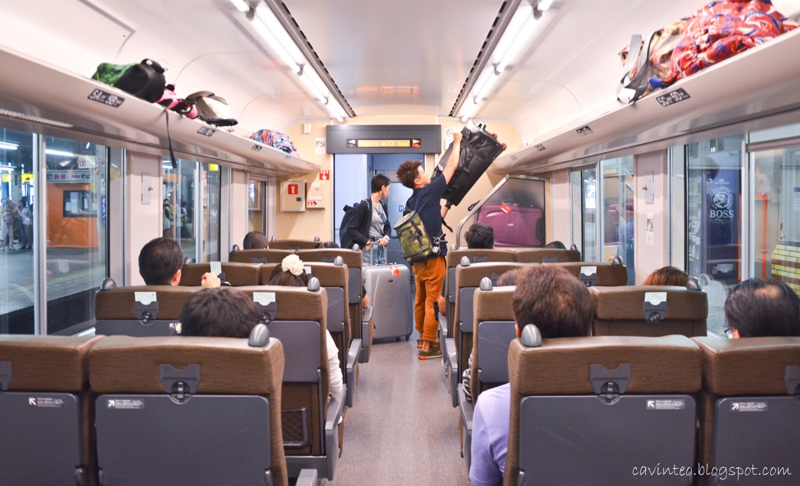 Entree Kibbles: Taking the Rapid Train (Reserved Seat) from Sapporo to ...