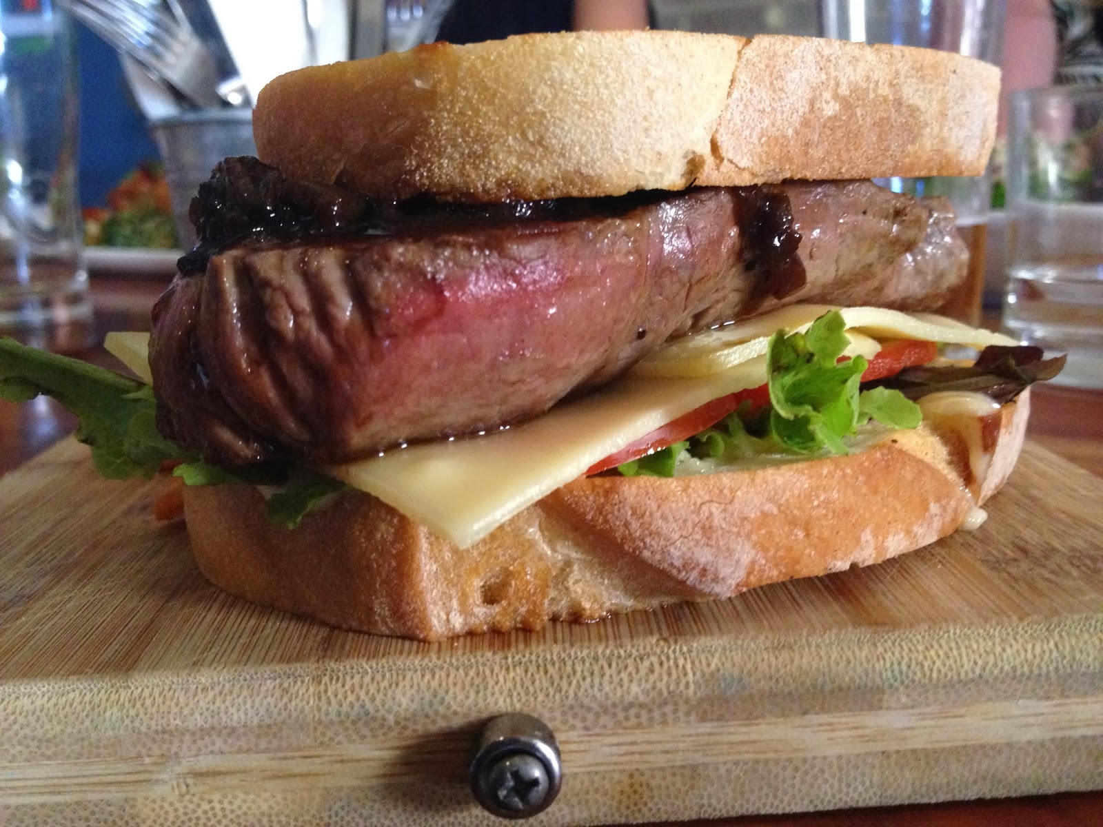 Fang a steak sanga: The Village Bar, Subiaco - 88%