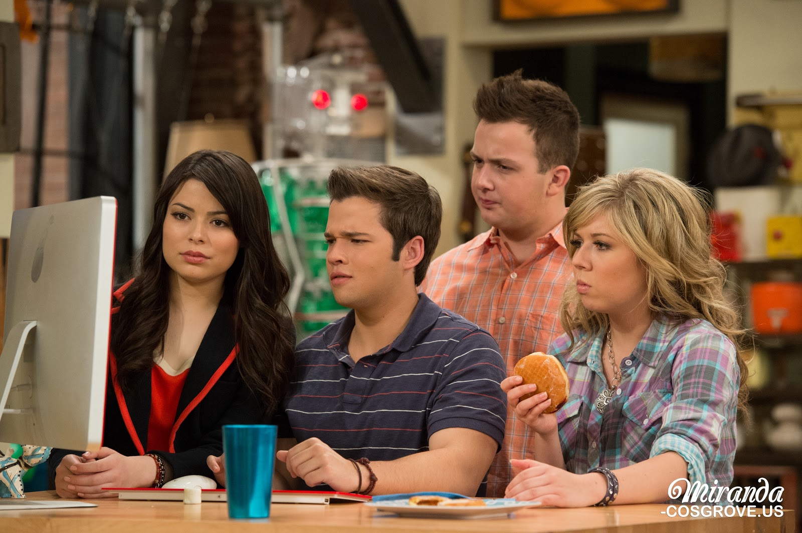 icarly Brasil: Stills, Sneak Peek e promo de "iBust A Thief"