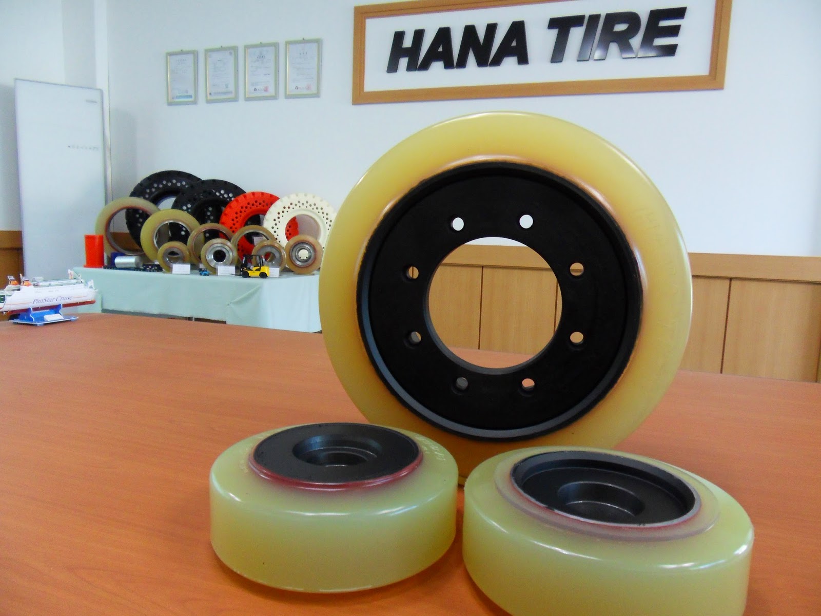 Forklift Urethane Tire Total Solution HANA TIRE: NICHIYU REACH TRUCK ...