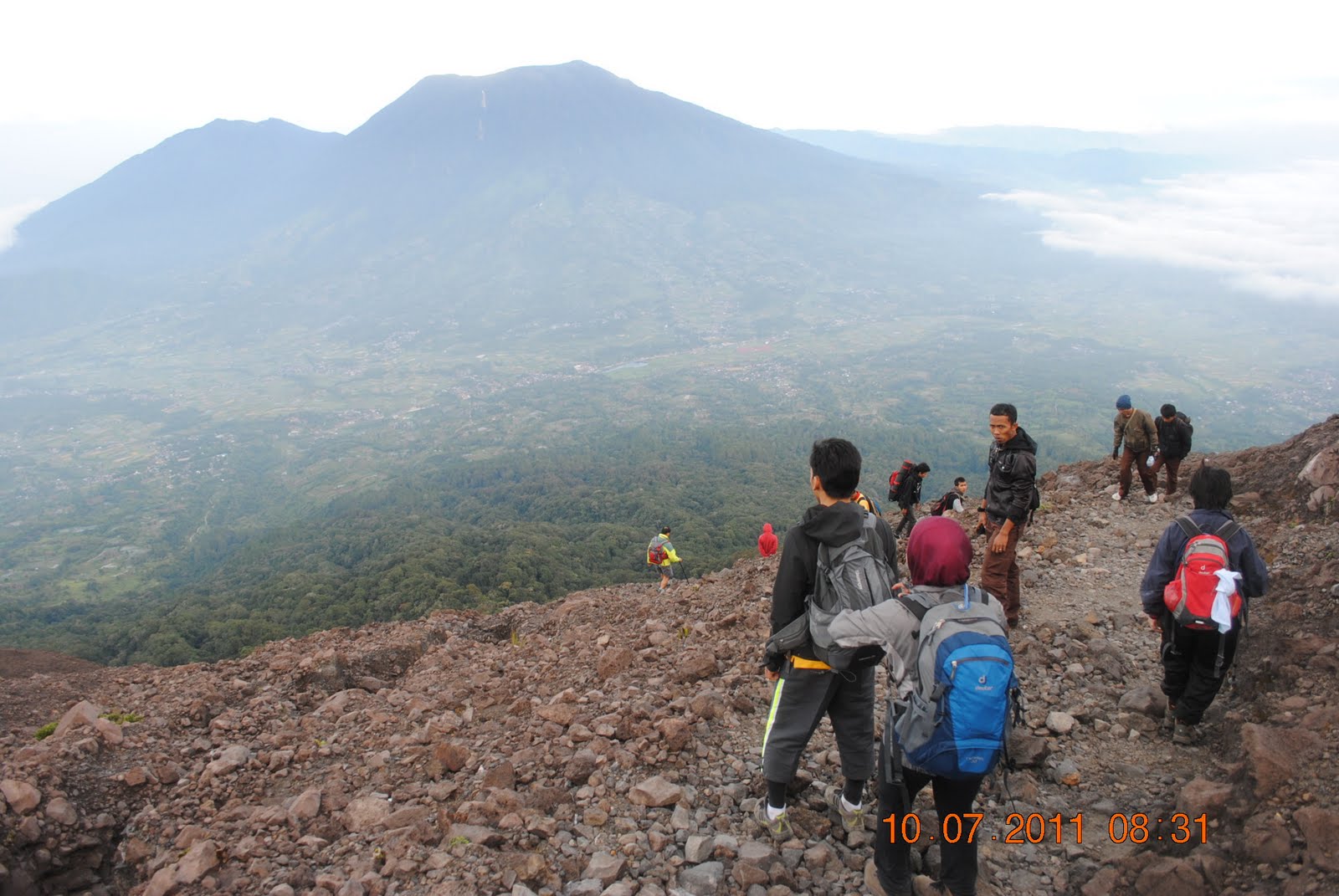 DIARY OF A SMALL HIKER: Mount Marapi