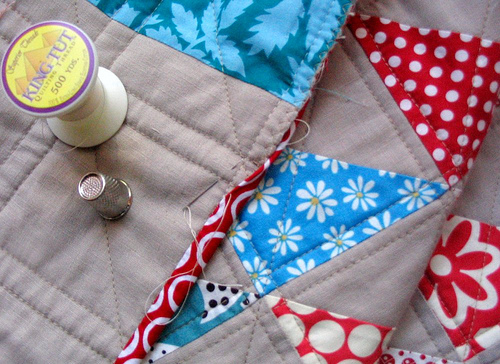 Red Pepper Quilts: Hand Stitching the Binding