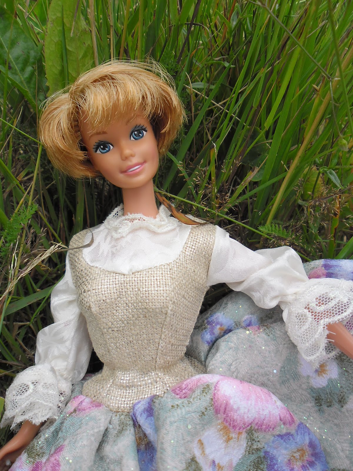 W świecie Barbie: Barbie as Maria in The Sound of Music (1995)
