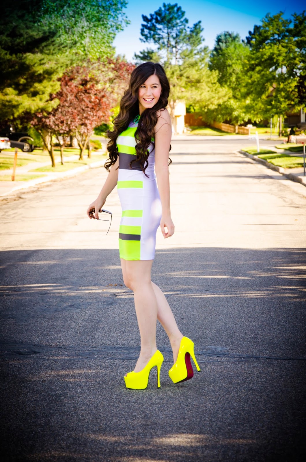 Love, Iris: Neon Colors with Ami Clubwear!