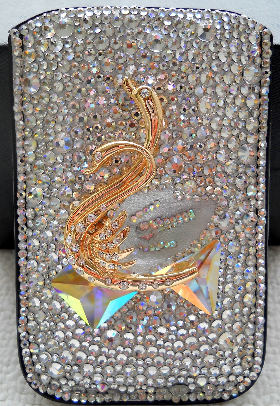 SWAN Full Swarovski Smartphone Casing