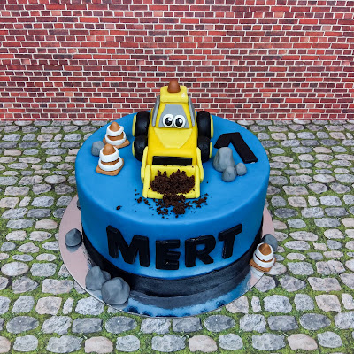 kiras_bakery: Bagger-Birthdaycake/ Bagger-Torte