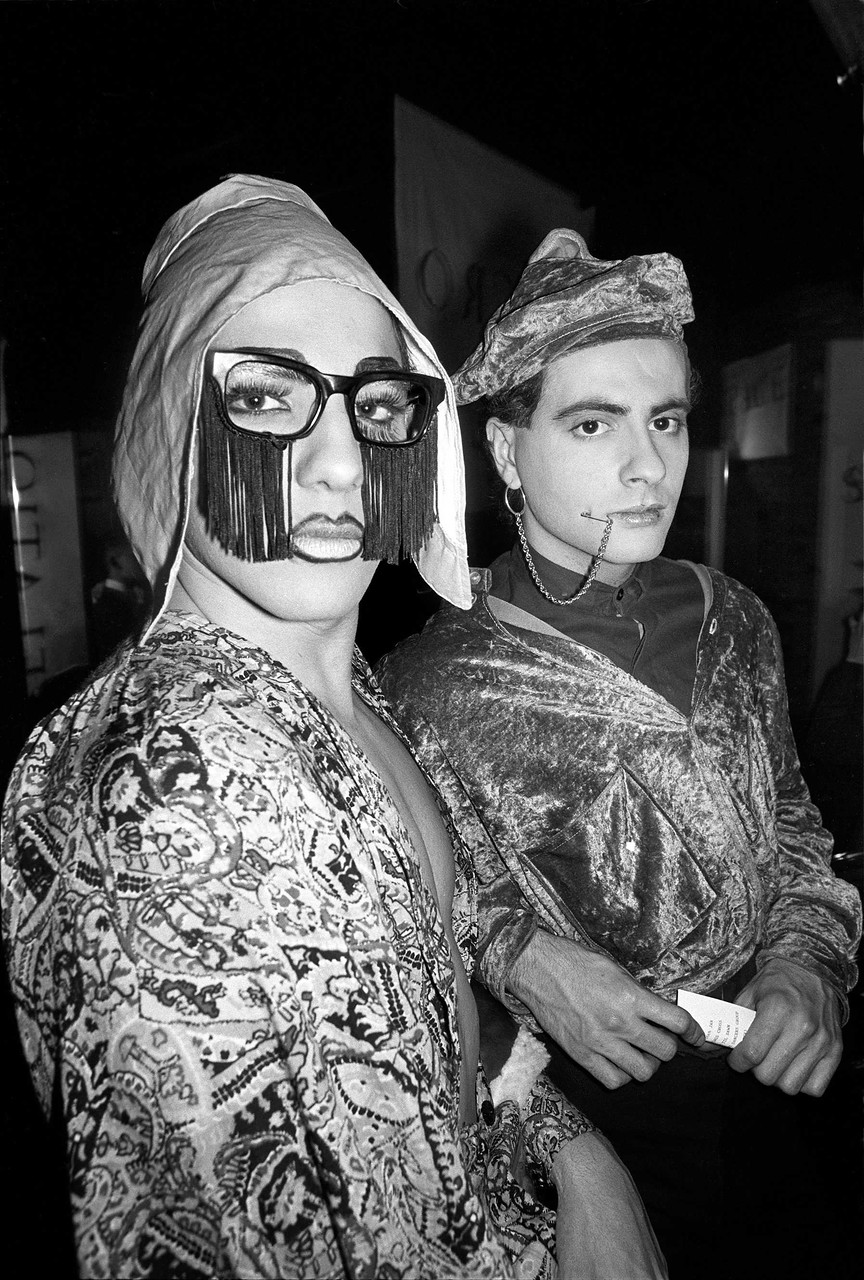 70 Candid and Amazing Photographs That Capture London’s Youth Culture ...