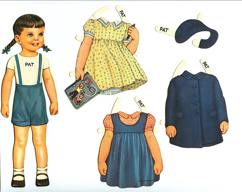 Adventures in Raising Girls: Crafts for Little Girls: Fun with Paper Dolls