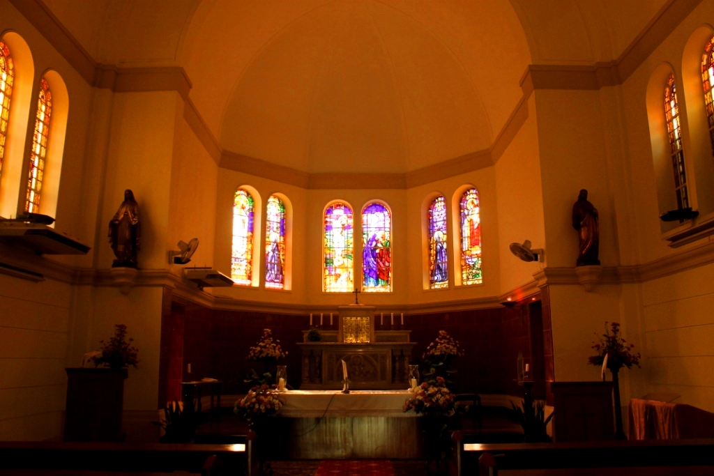 Fotografi Gereja Katolik di Indonesia: Kapel Biara Ursulin St. Maria ...