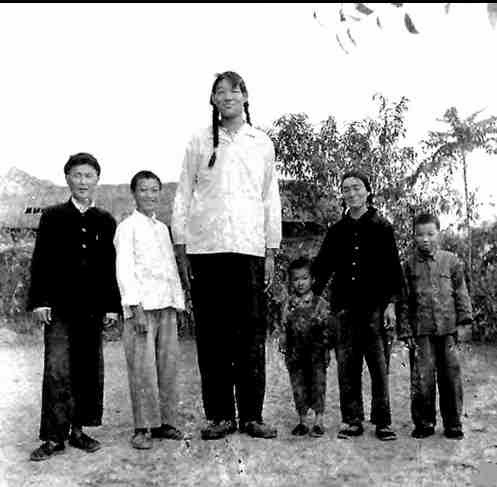 Wellspring Field: The Tallest Woman Ever