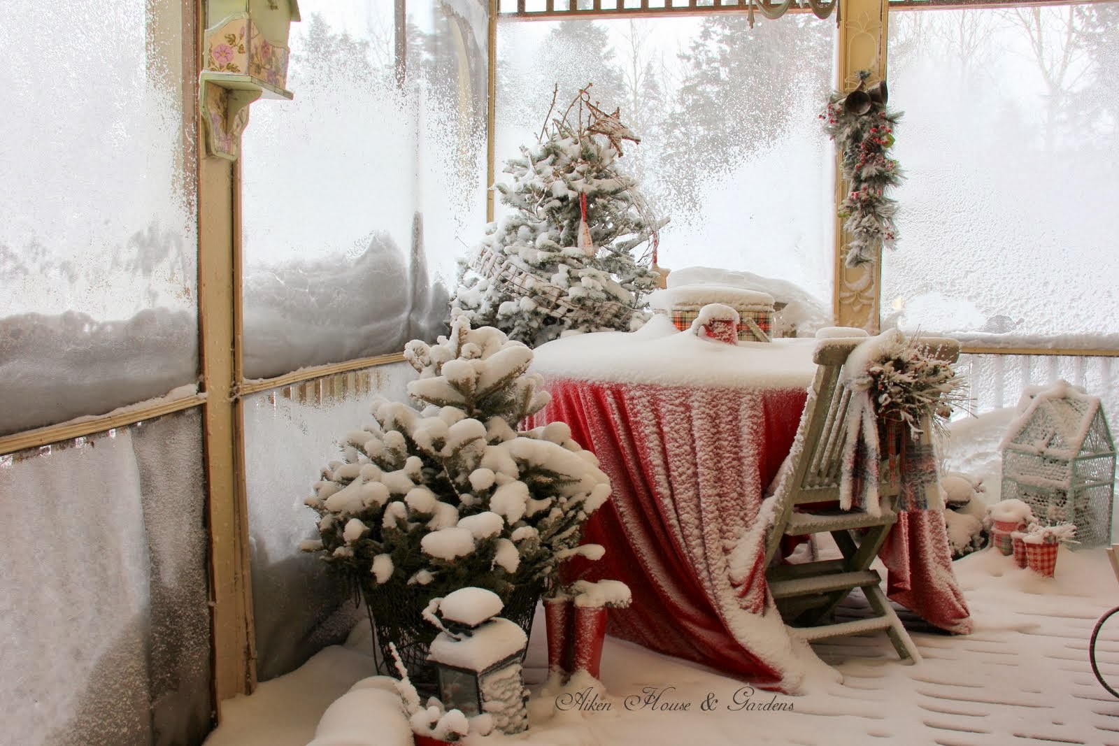 Aiken House & Gardens: In the Bleak Mid Winter