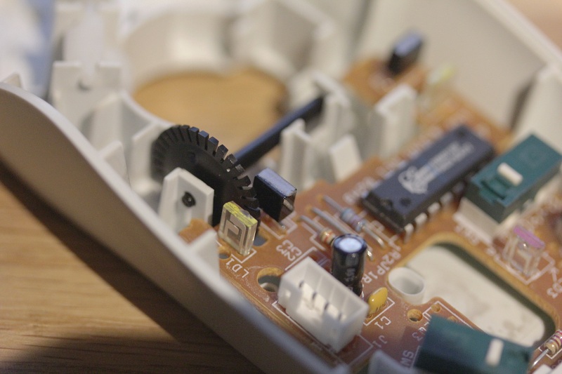 The personal webpage of Øystein: IR encoder from a ball mouse