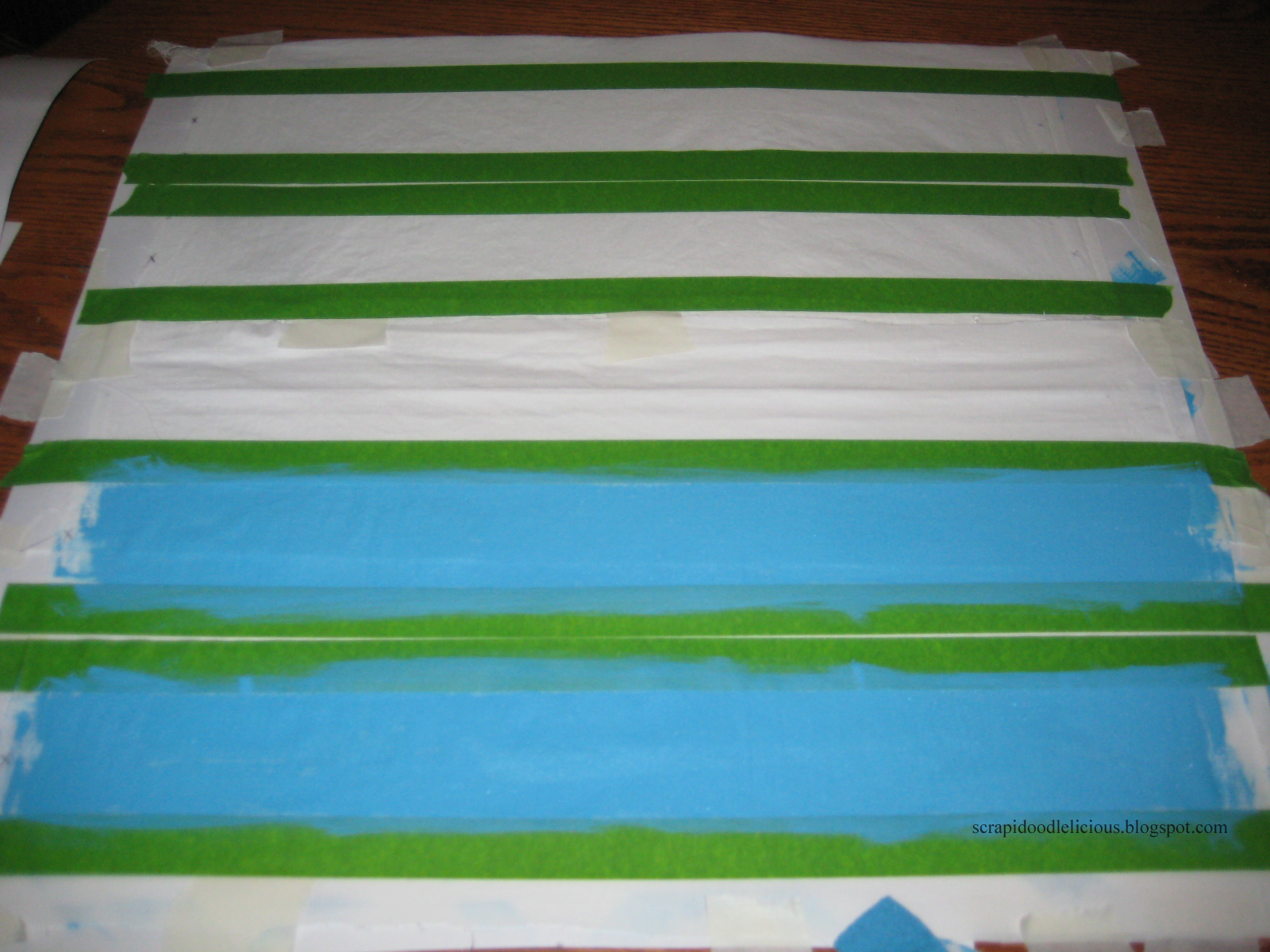 Scrapidoodlelicious: How to make Screen Print Chevron and Stripes