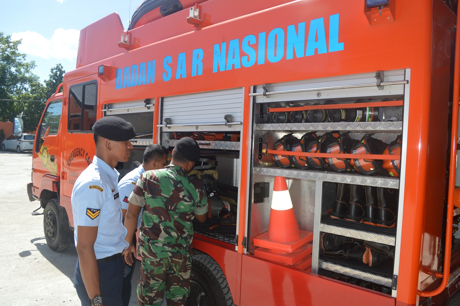 Kunjungan ke Basarnas Kupang ~ SEA THUNDER
