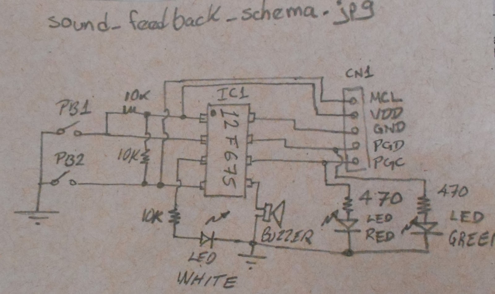 Electrónica para lentos: Entrenador PIC 12F675
