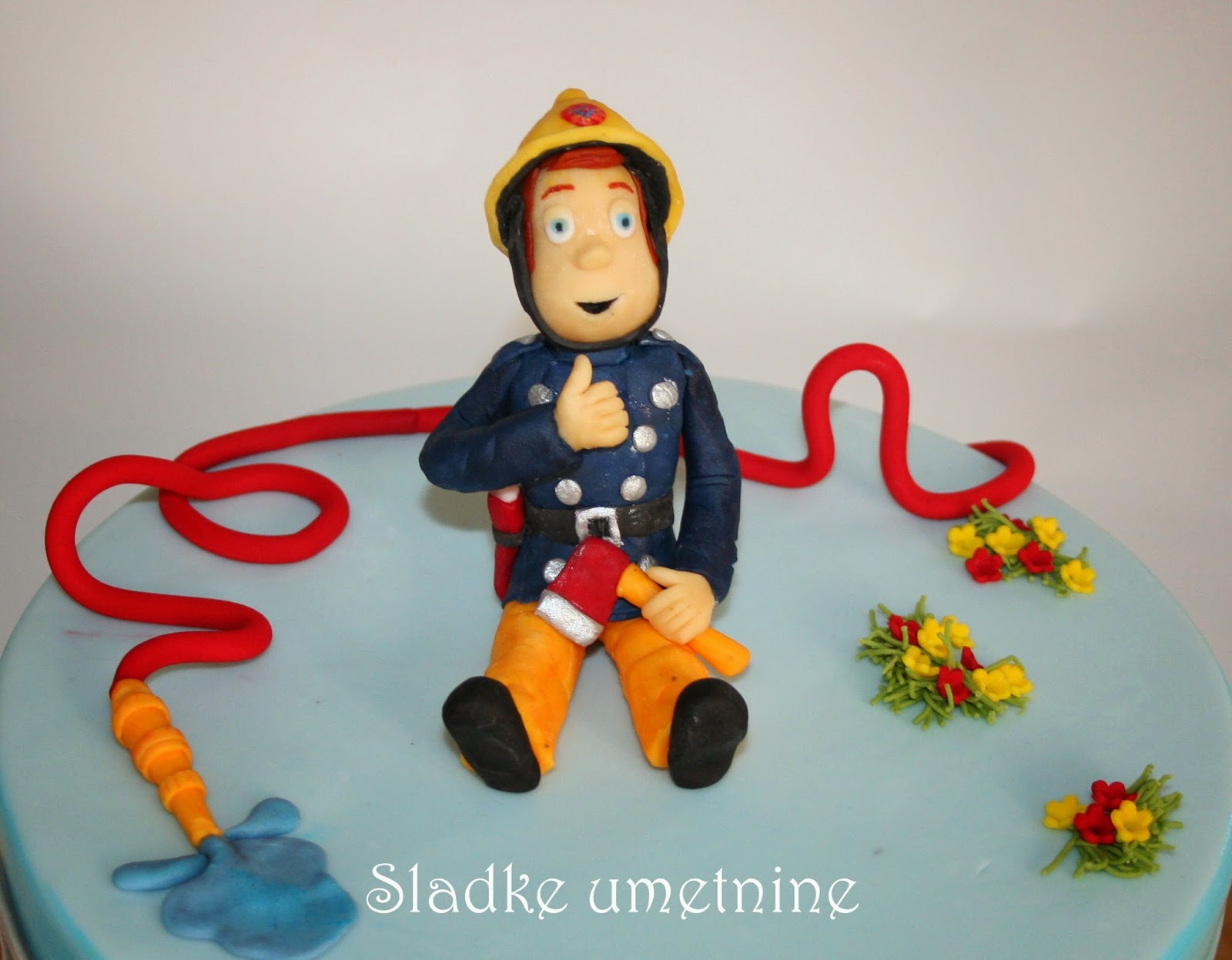 SLADKE UMETNINE: GASILEC SAMO