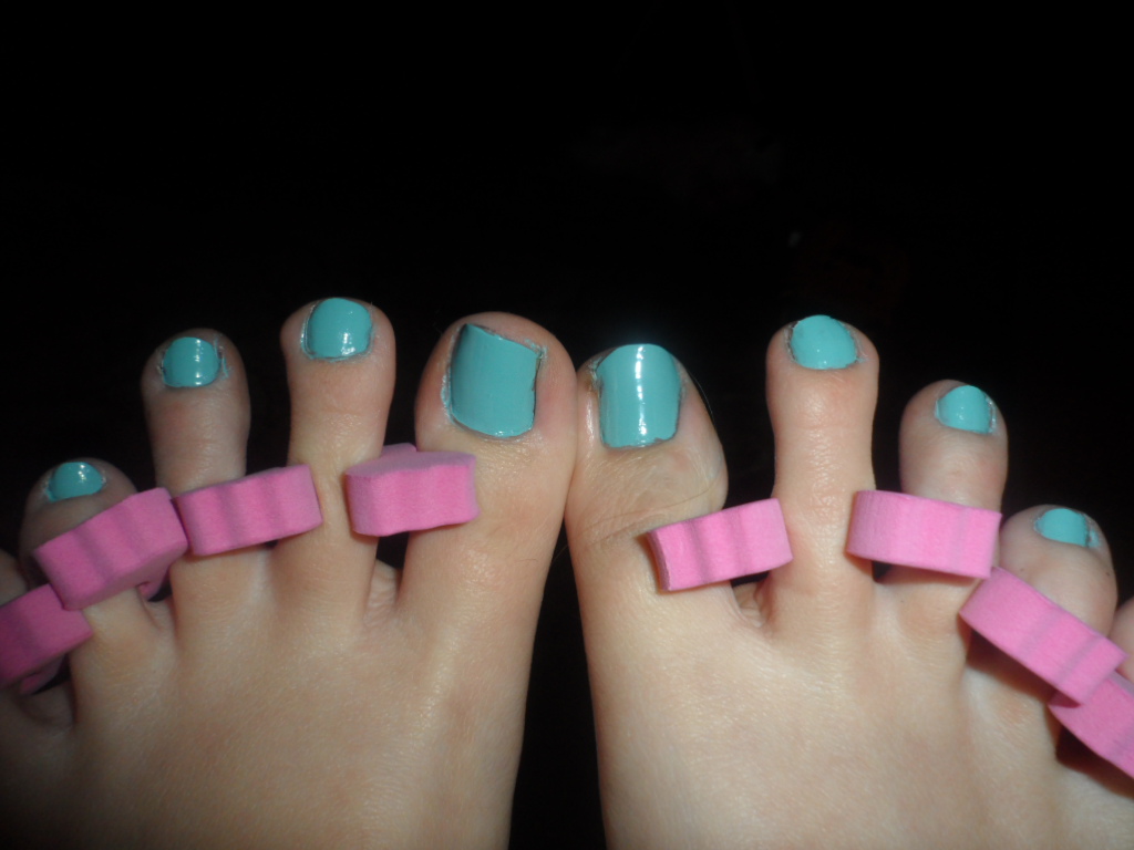 Everything is better with Glitter!!!: Tiffany blue and Gold glitter