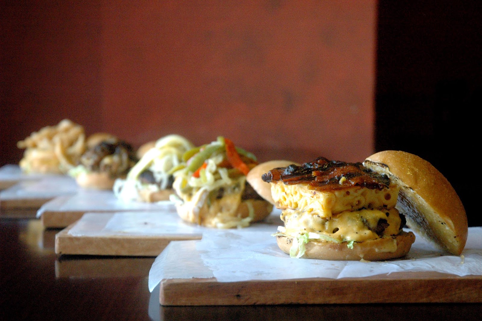 DUDE FOR FOOD: Choose Your Beer, Choose Your Burger, At Burgers & Brewskies