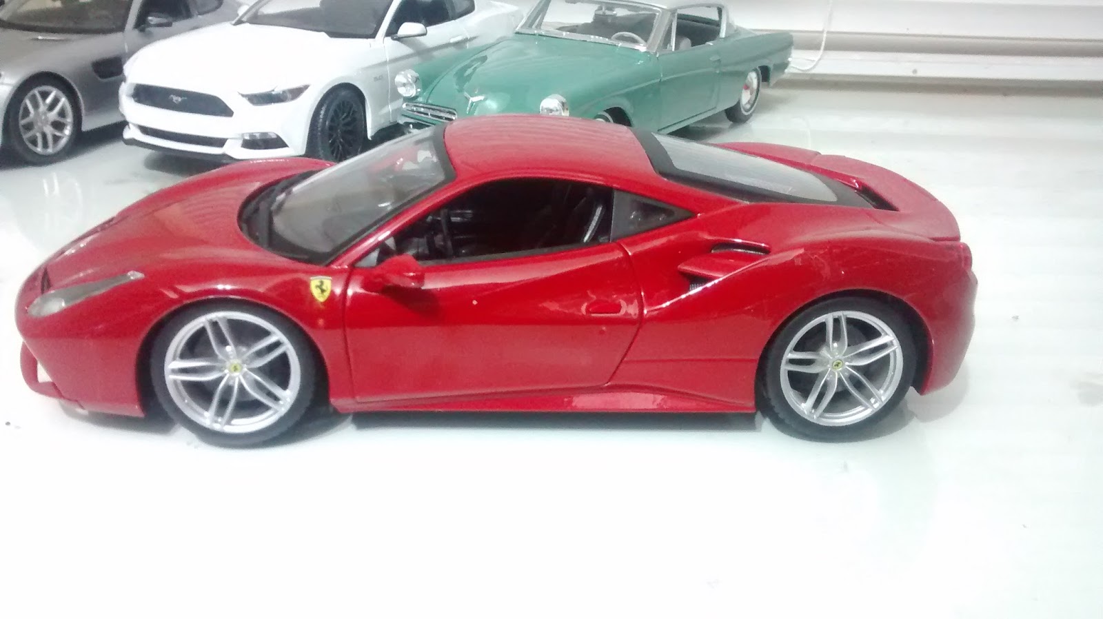 Garagem do Paulo Sípoli: Ferrari 388 GTB 1/18