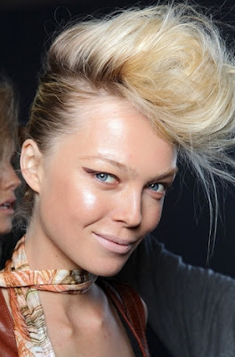 Stylish Runway Hairstyles for 2011 | world of fashion