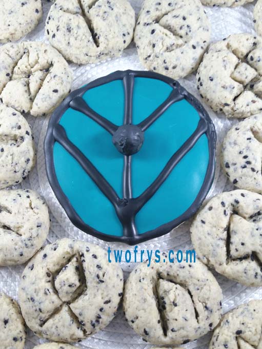 Two Frys: Lagertha's Shield and Rune Cookies
