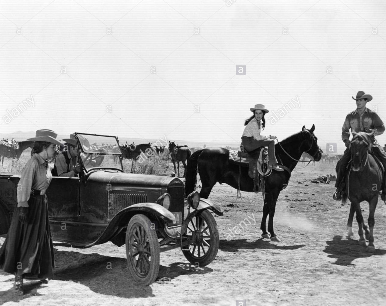 JAMES DEAN: GIGANTE Y SU RELACIÓN CON JORDAN BENEDICT Y ROCK HUDSON