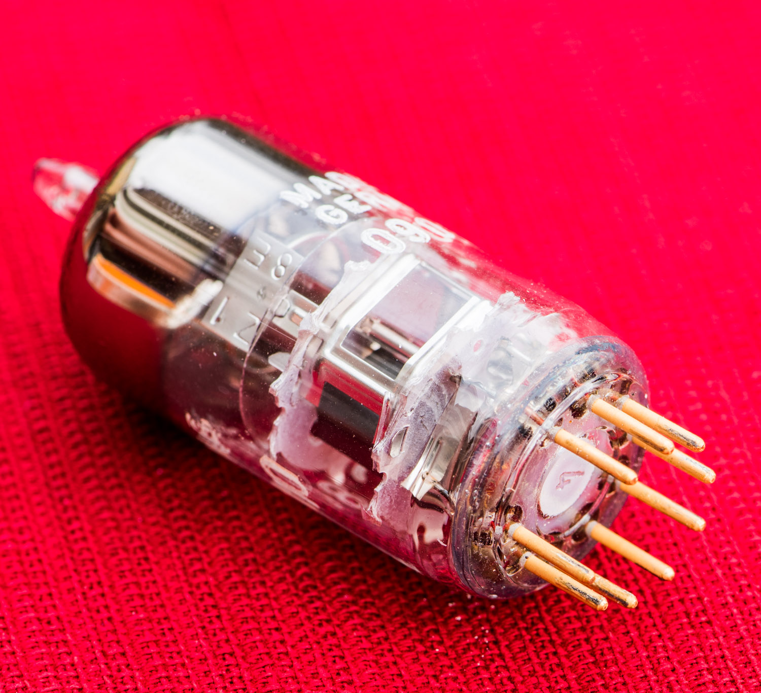 VinylSavor: Tube of the Month : The EC8010