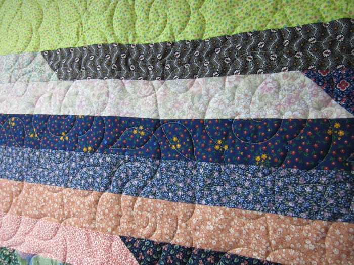 Threads of Mine: Peggy's 1600 Quilt