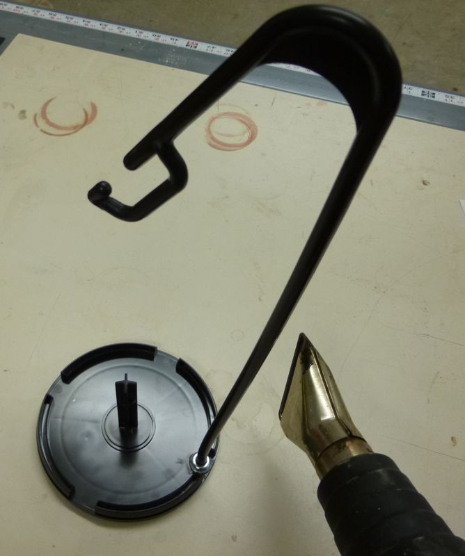 Tempted Threads: DIY - Cone Thread Stand