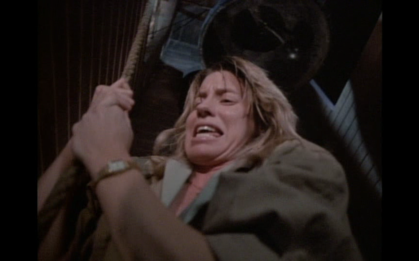 Squealing Tires on Dirt : Howling IV: The Original Nightmare