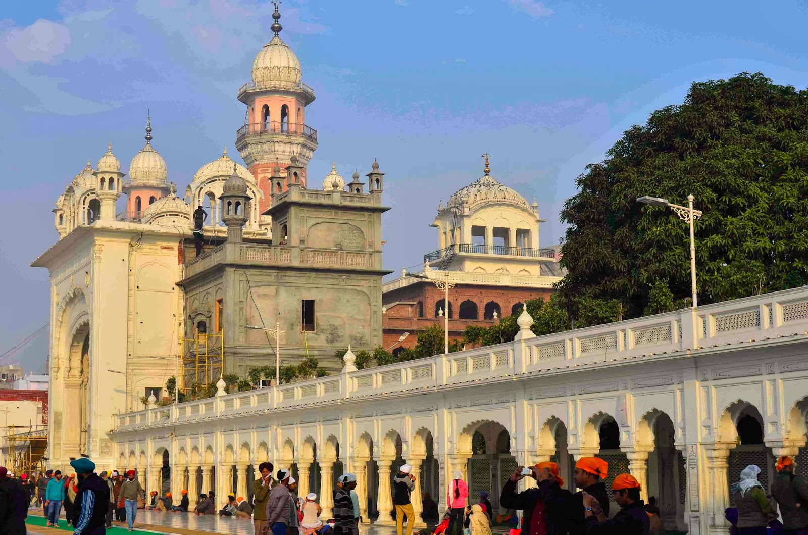 My passage through India: Amritsa: Der Goldene Tempel