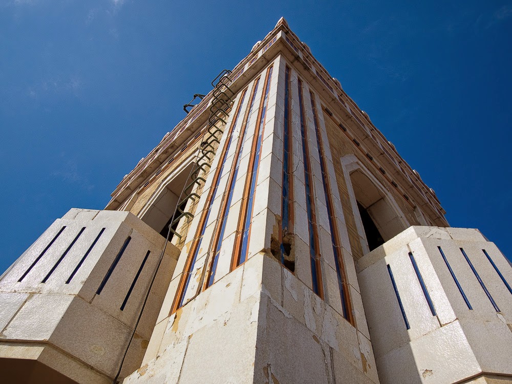 The Hopeful Traveller: Cuba: Edificio Bacardi, Havana