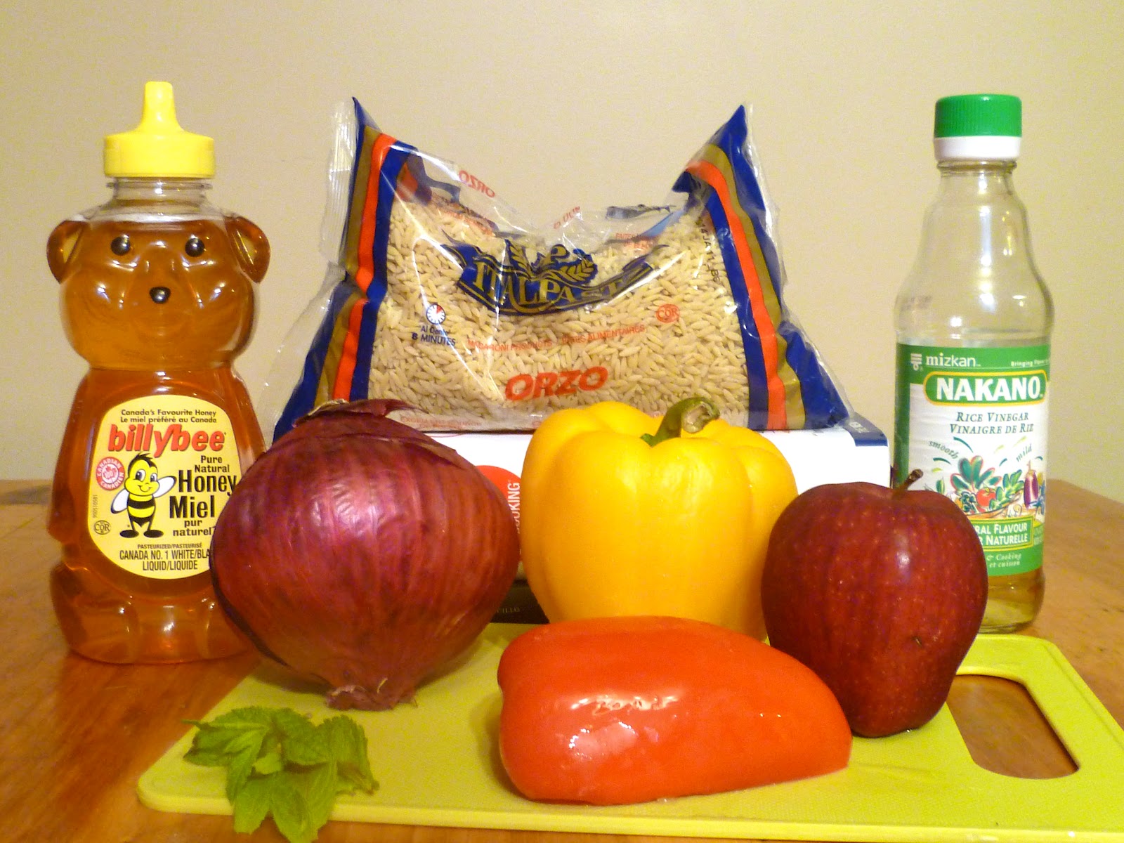 My Food Infatuation: Sweet Peppers, Mint and Apple, Orzo Salad