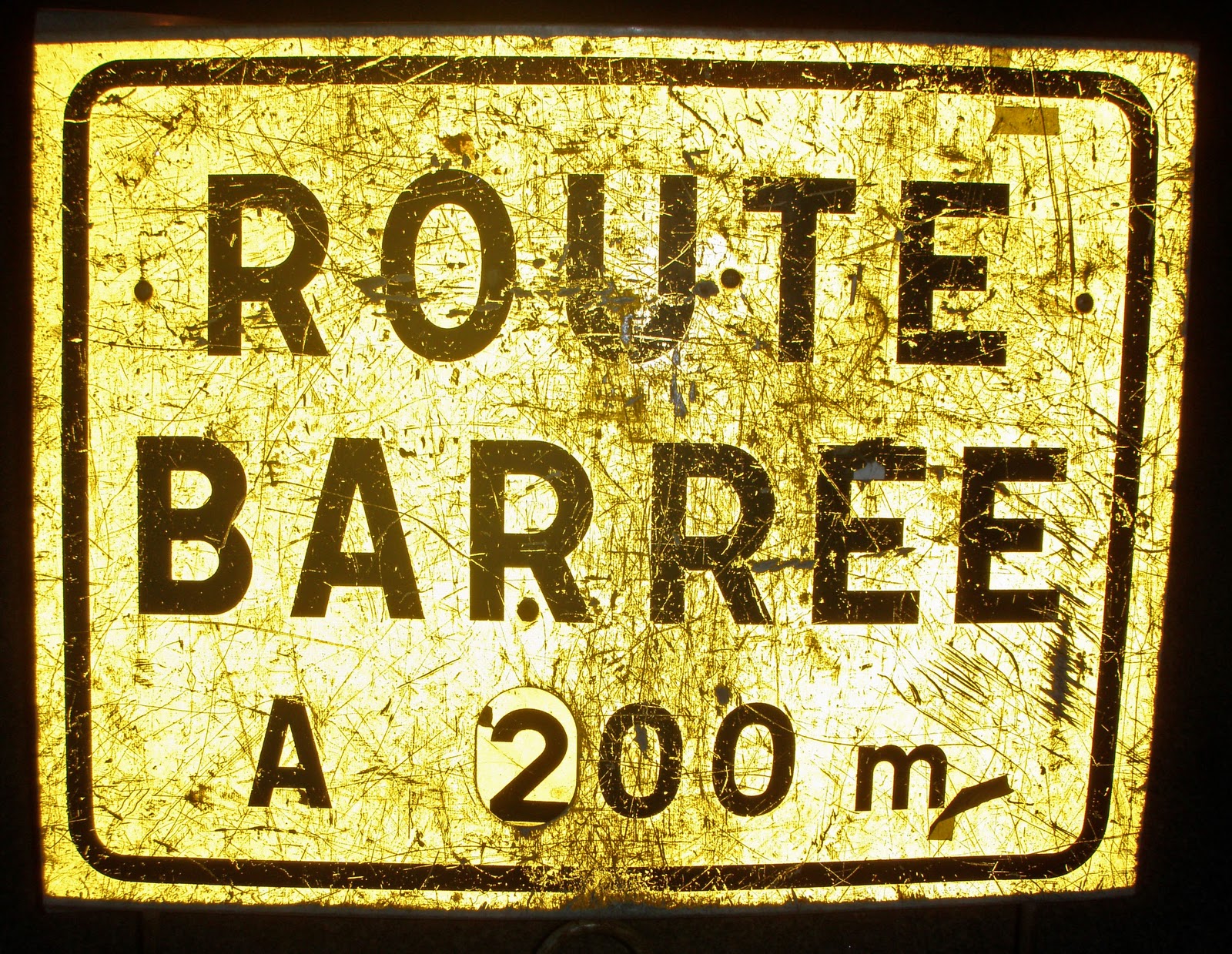 8 Weeks in France: Understanding French Signs