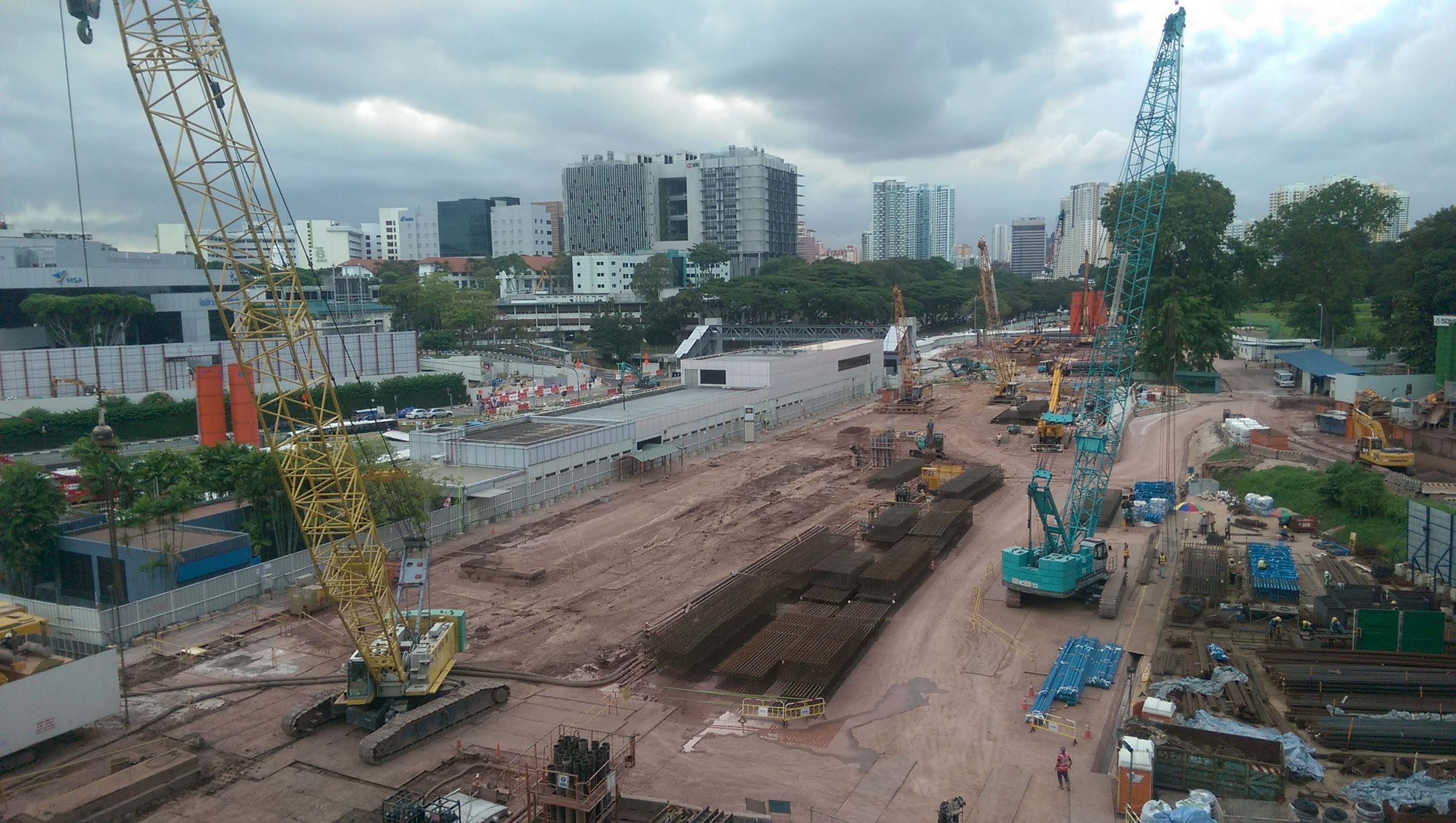 Thomson Line Construction: Outram Park D-walls (II)