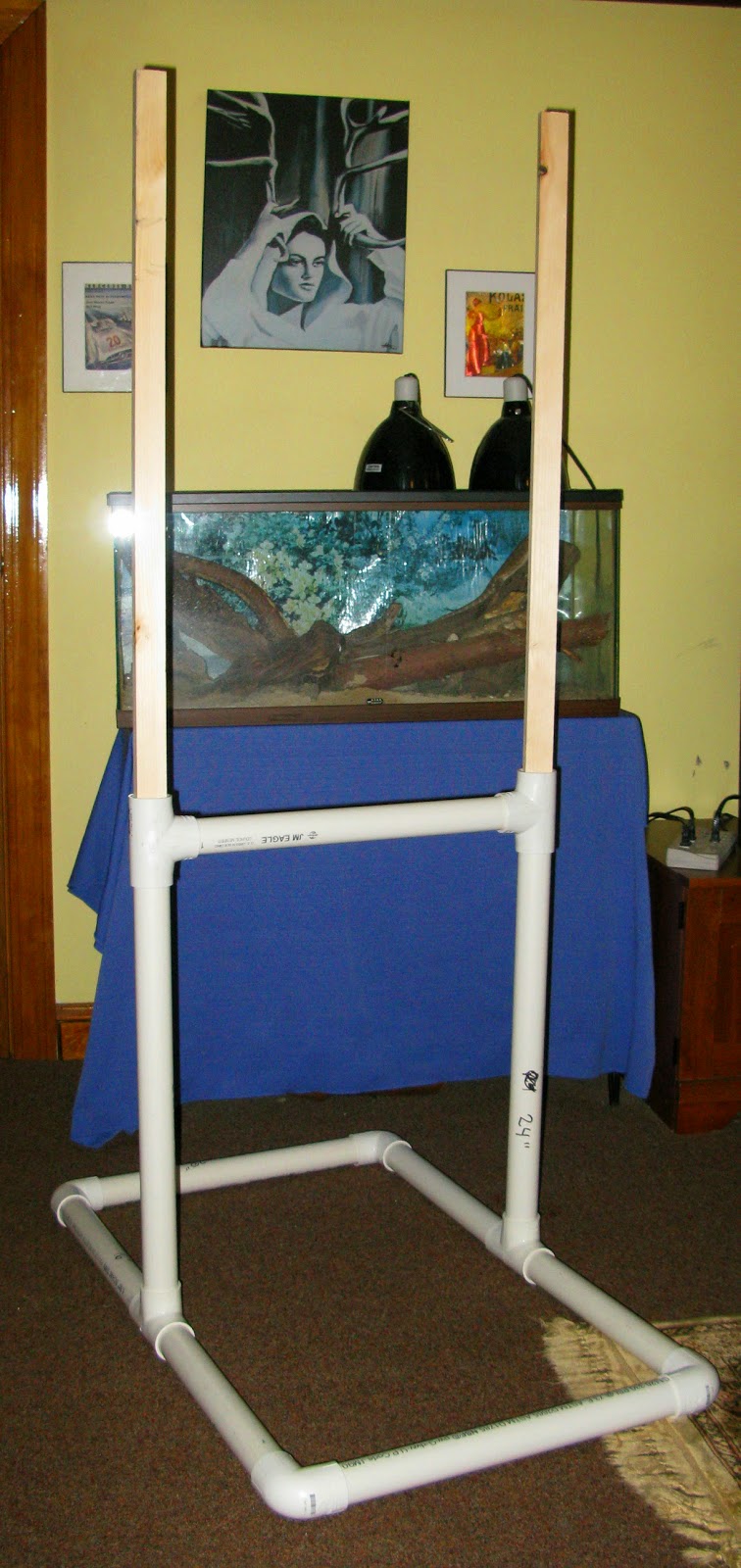 BALLSEYE'S BOOMERS: Ballseye's Portable PVC Target Stand