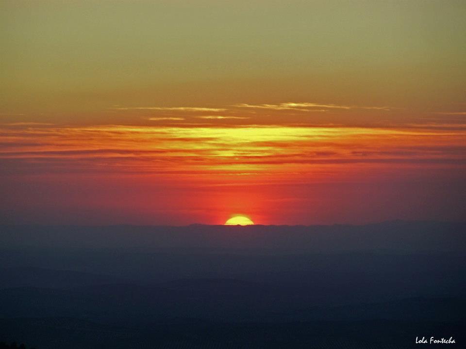 PASOS ADELANTE: El ocaso endulza el silencio que produces...