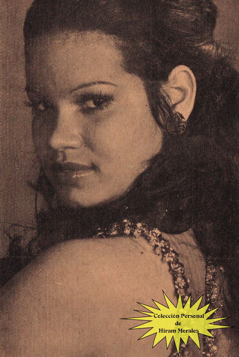 "Hiram Morales y El Club Del Clan"