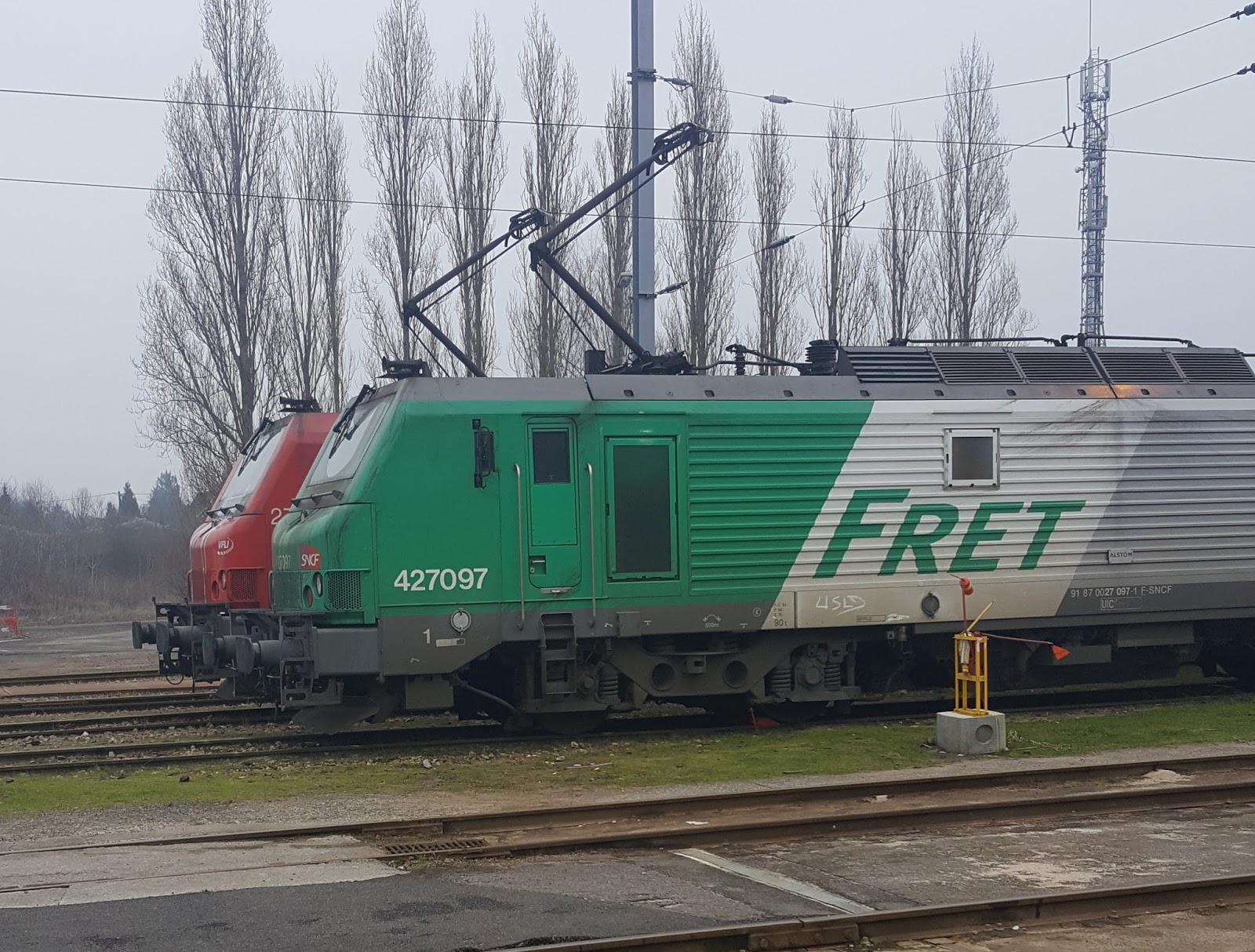 LA PASSION DU TRAIN Lens Traxx Akiem Et 27000 Par Bertrand WWV la-passion-du-train-lens-traxx-akiem-et-27000-par-bertrand-wwv