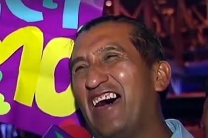 "Lady Wuu" gana un automóvil, gracias a su conquista en redes sociales