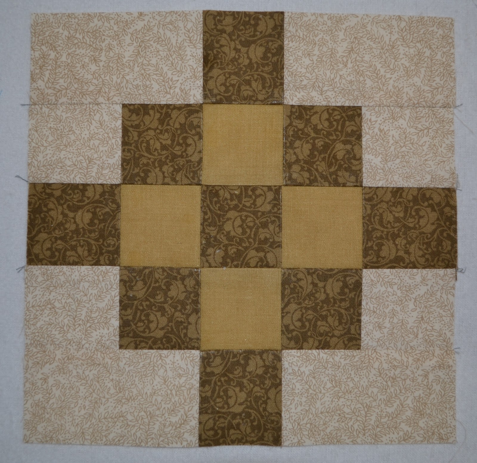 Quilter's Nest: Irish Chain Variation Quilt Project