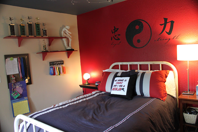 zimmerhouse: Isaac's "big" boy Americana Karate Room