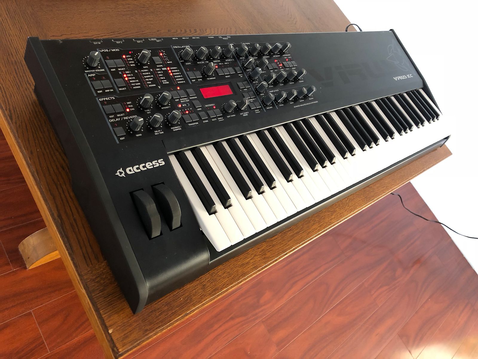 MATRIXSYNTH: Access Virus KC / Virus C Keyboard