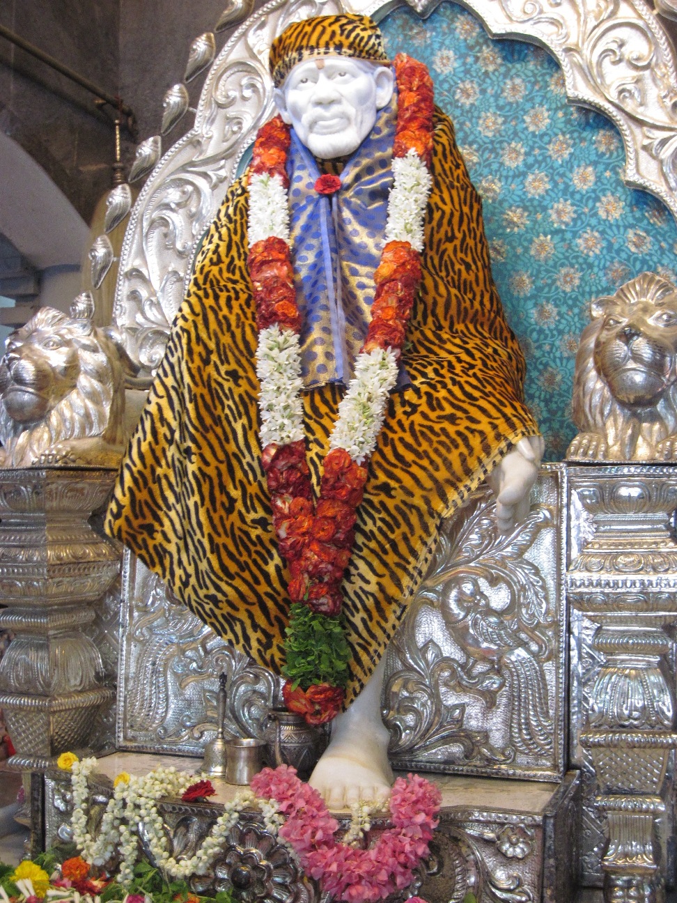 Shirdi Sai Baba Stories,Leelas and Teachings.: Blessings of Baba and ...