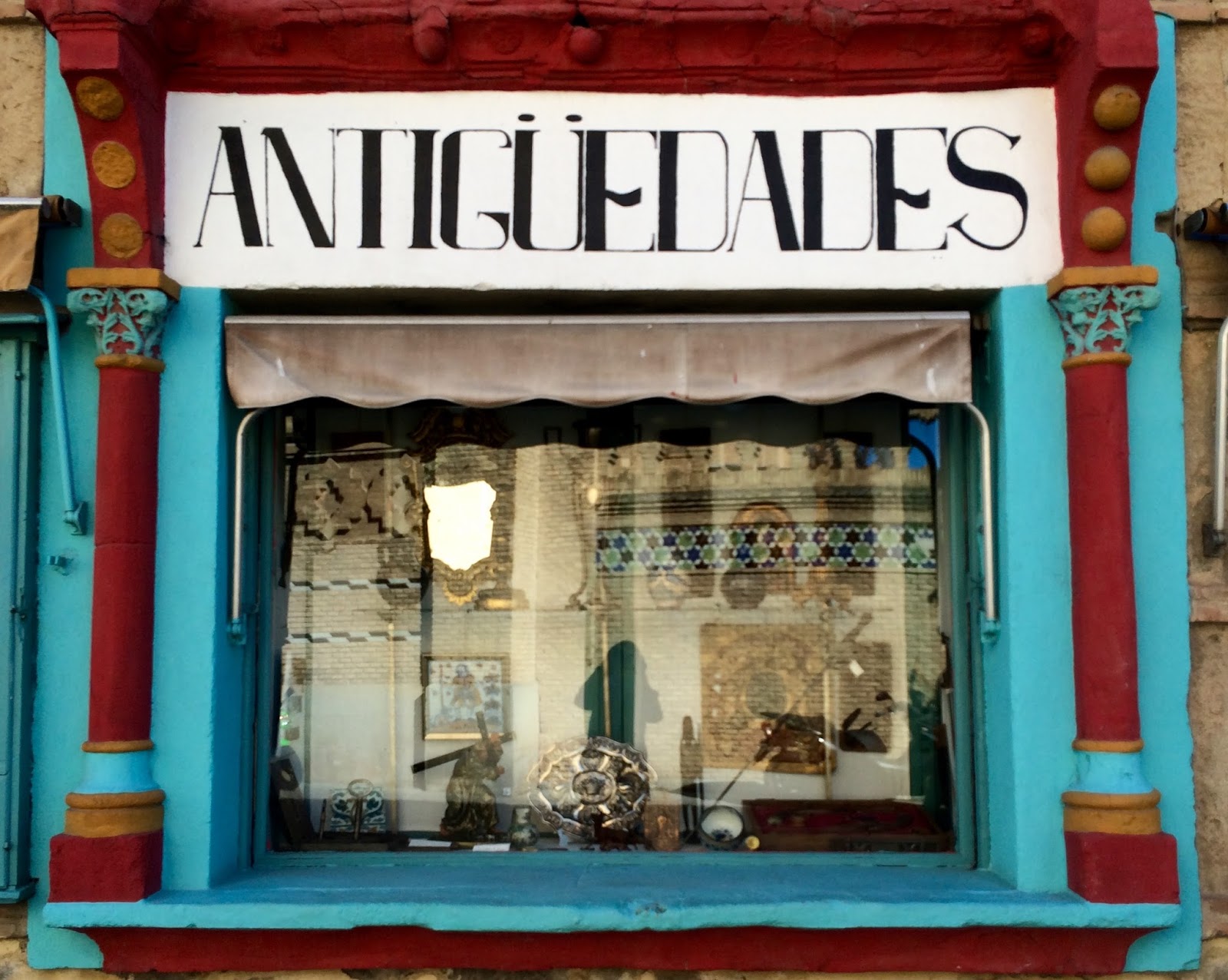 Margaret Shepherd: Calligraphy Blog: Extra-special Spanish signs