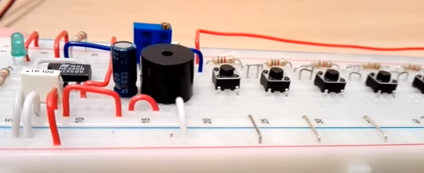 first year project Electronic Piano using 555 Timer IC with breadboard ...